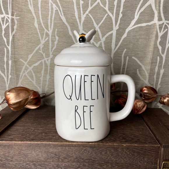 Rae Dunn | Dining | Rae Dunn Farmhouse Home Decor Ceramic Queen Bee ...